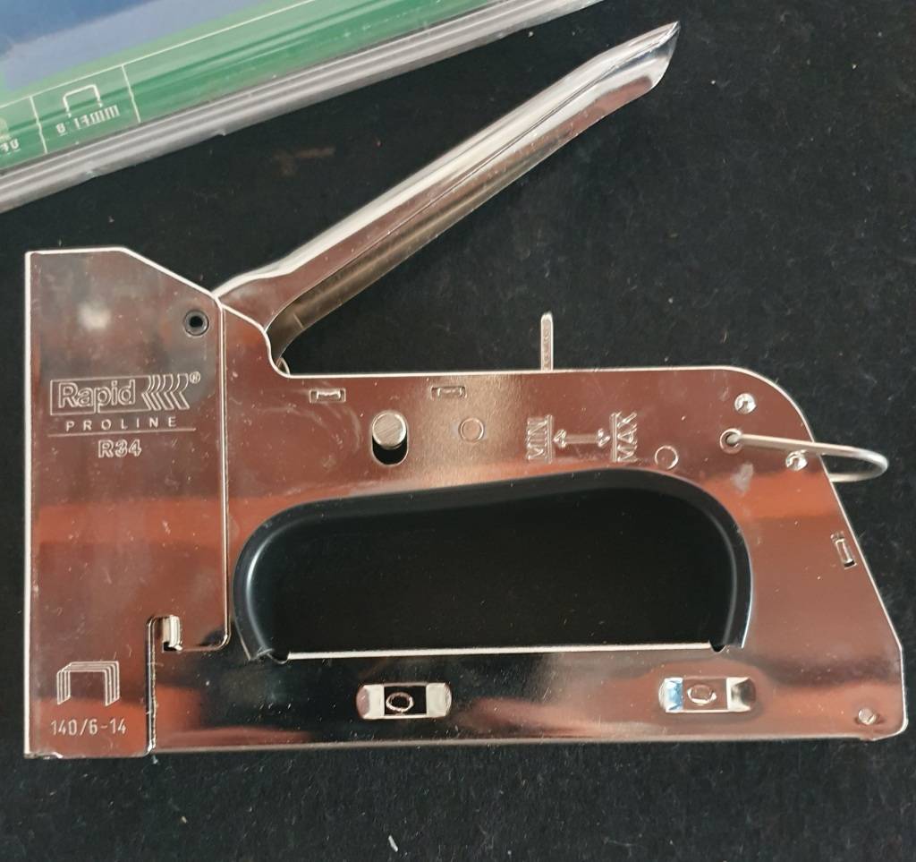 Nail & Staple Guns - Staple gun. Rapid Tacker. R34. Proline. Like new ...