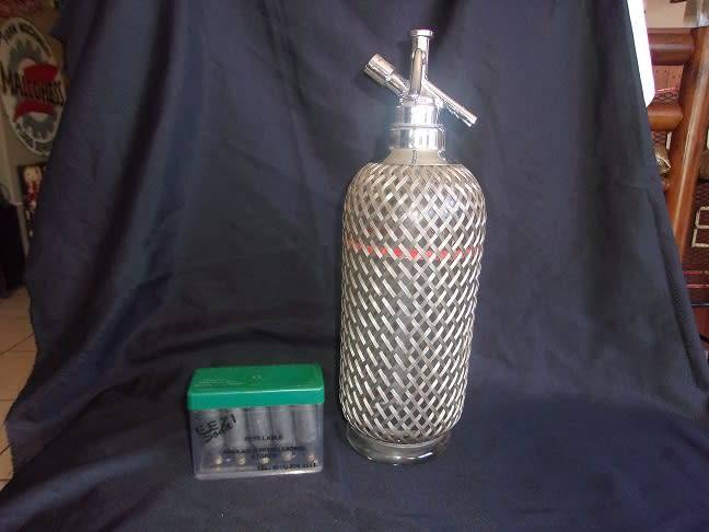 Bar Accessories - Vintage Sparklets Ltd mesh soda syphon & box of bulbs ...