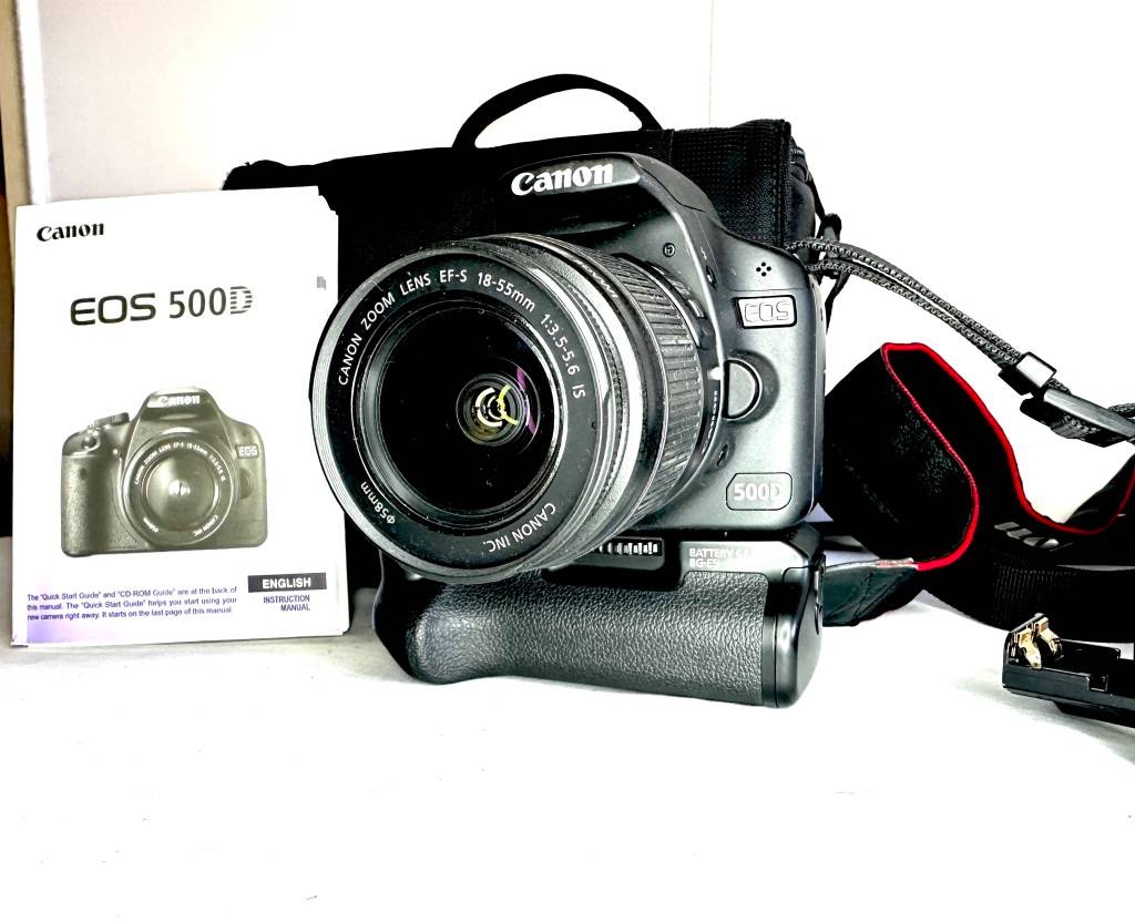Digital SLR - Canon EOS 500D DSLR Camera body Canon 18-55mm Lens Canon ...