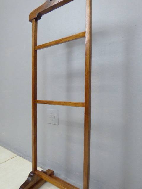 Racks & Stands - A STYLISH AND VERY USEFUL DUMB BUTLER (CLOTHES STAND ...