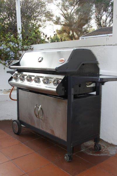 Gas Braais - AN AWESOME JETMASTER 6-BURNER PROFESSIONAL 6 SERIES BRAAI ...