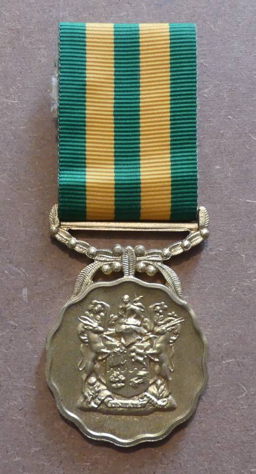SADF & SANDF - SADF -- GOOD SERVICE MEDAL GOLD (30 Years) number 80494 ...