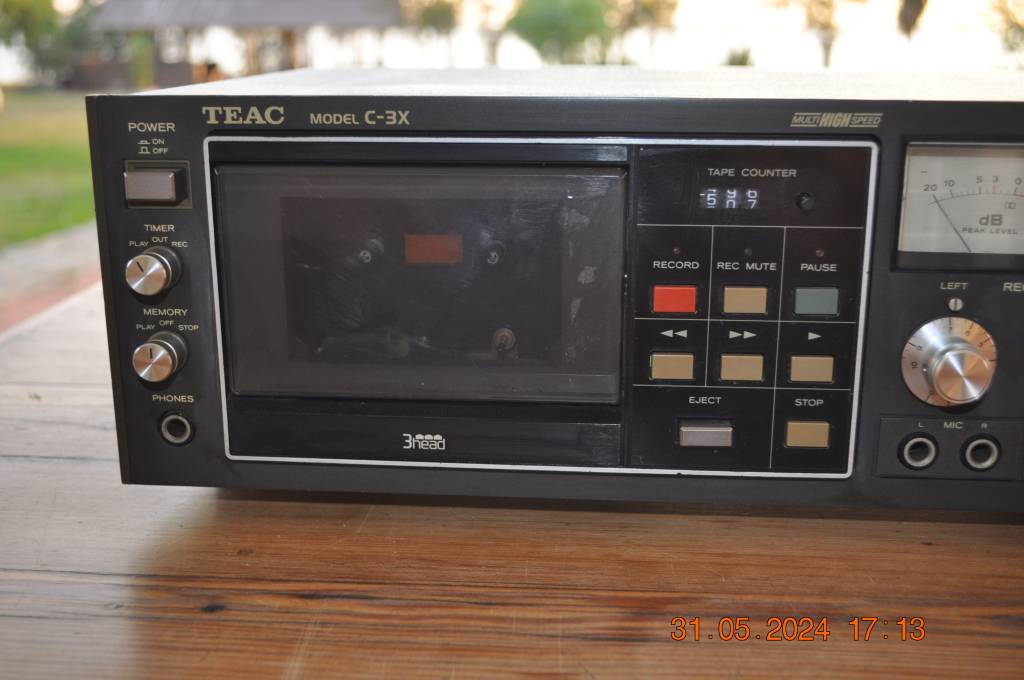 CD & Cassette Players - Vintage Teac C-3X Cassette Deck (please read ...