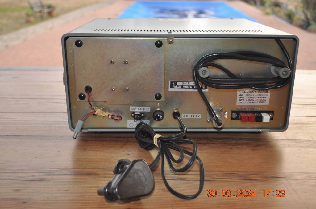 Other Communication - Vintage 1970s 1980s Yaesu Musen FRG-7 ...