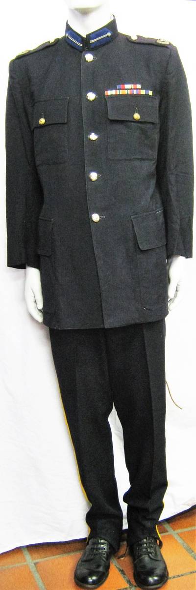 Uniforms - OLD BRITISH SOUTH AFRICA POLICE (BSAP) ASSISTANT ...