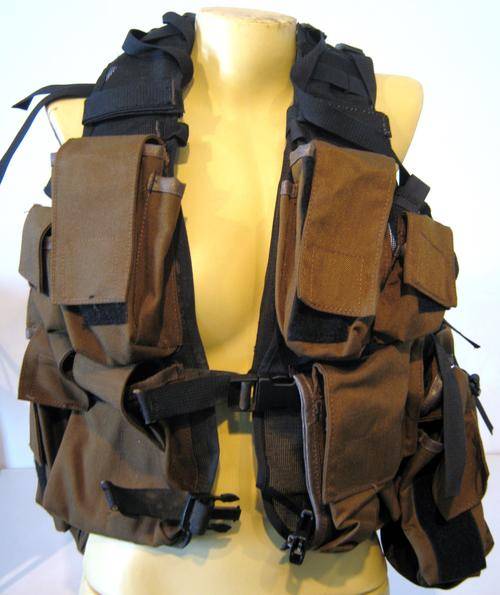 Kit - SADF PATTERN 83 BATTLE JACKET IN ALMOST UNUSED CONDITION was sold ...