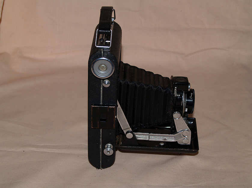 Cameras - VINTAGE KODAK FOLDING CAMERA - DAKON VIGILANT X 620 was sold ...
