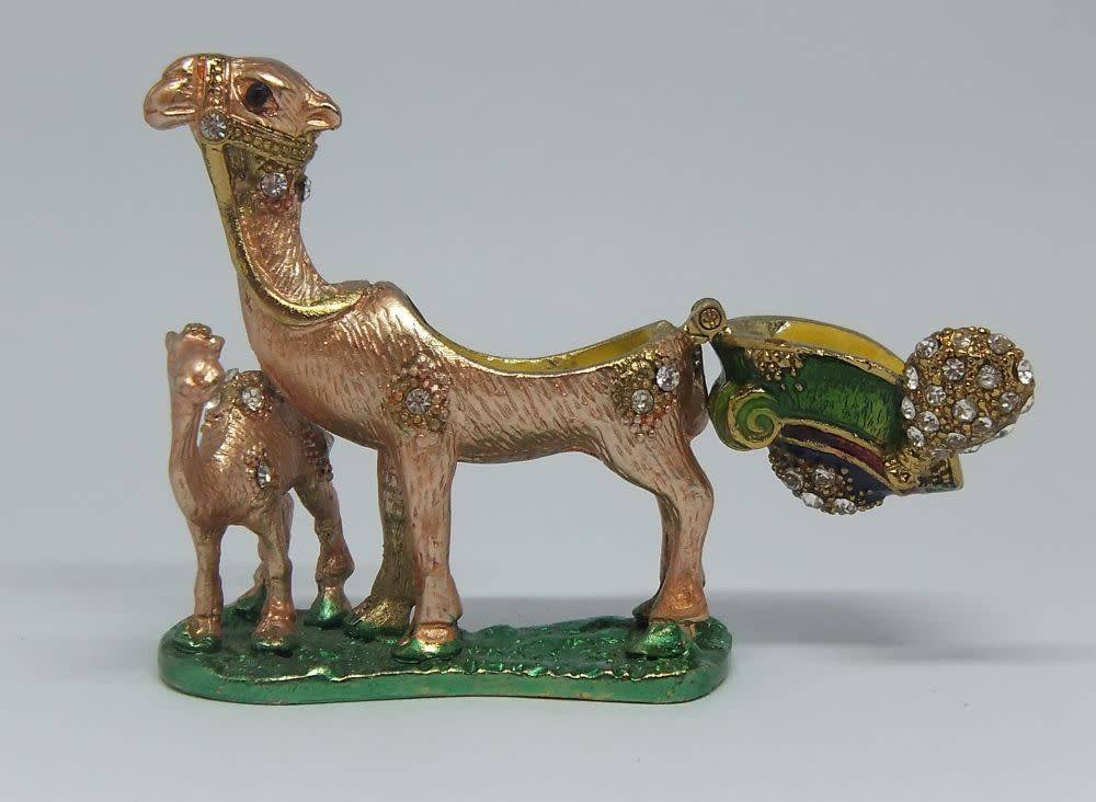 Metal - AN EYE CATCHING HEAVY SMALL METAL CAMEL `BOX` WITH ENAMEL ...