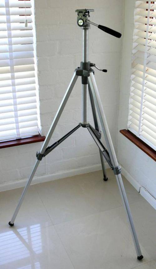 Tripods & Stands - OLD VELBON TRIPOD "STUDIO PRO AG-2" WITH HEAD was ...