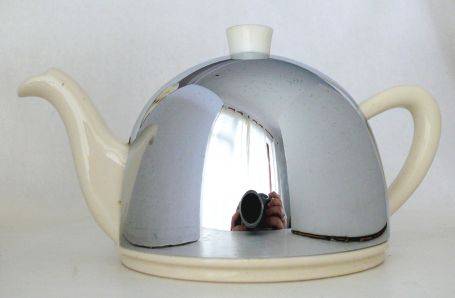 French Porcelain - "EVERHOT" TEAPOT ,PATENT No.523942 MADE IN ENGLAND ...