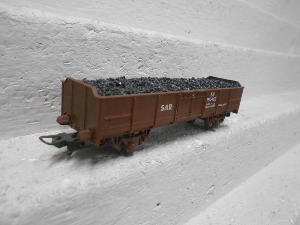 Rolling Stock - HO SCALE- LIMA - SAR - ES OPEN WAGON WITH COAL LOAD was ...
