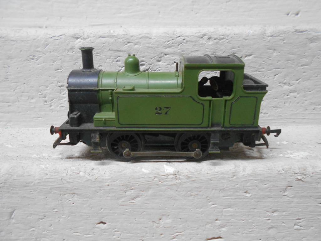 Locomotives - OO SCALE - TRIANG - 0-4-0 STEAM LOCOMOTIVE was sold for ...