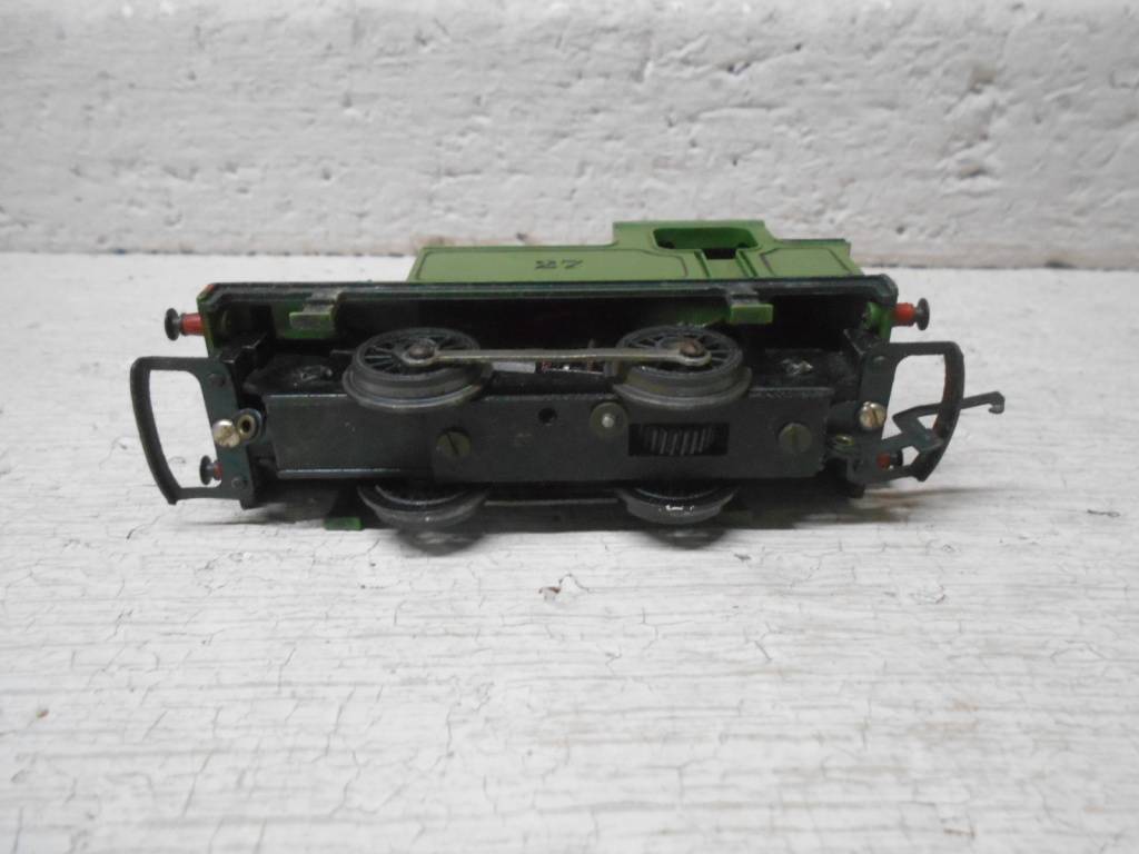 Locomotives - OO SCALE - TRIANG - 0-4-0 STEAM LOCOMOTIVE was sold for ...
