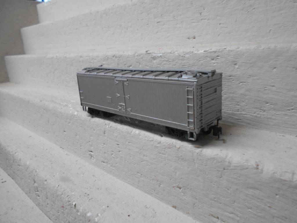 Rolling Stock - HO SCALE - ATHEARN - 41 FT - SILVER - BOX CAR for sale ...