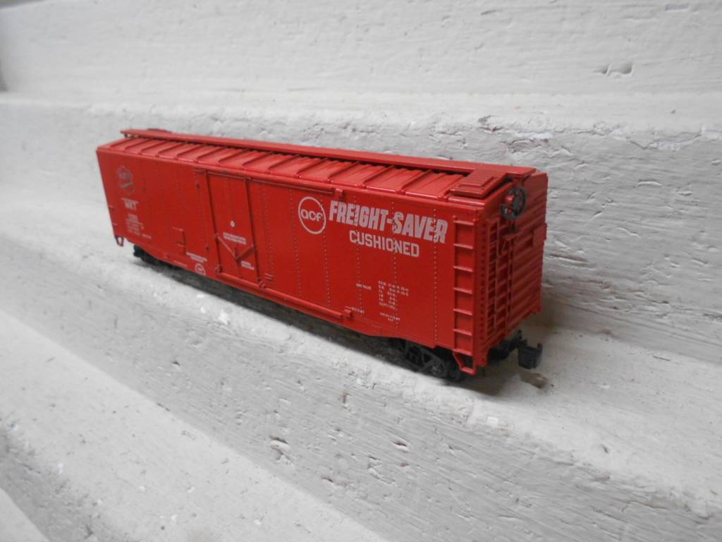 Rolling Stock - HO SCALE - ATHEARN - 51 FT - FREIGHT SAVER - BOX CAR ...
