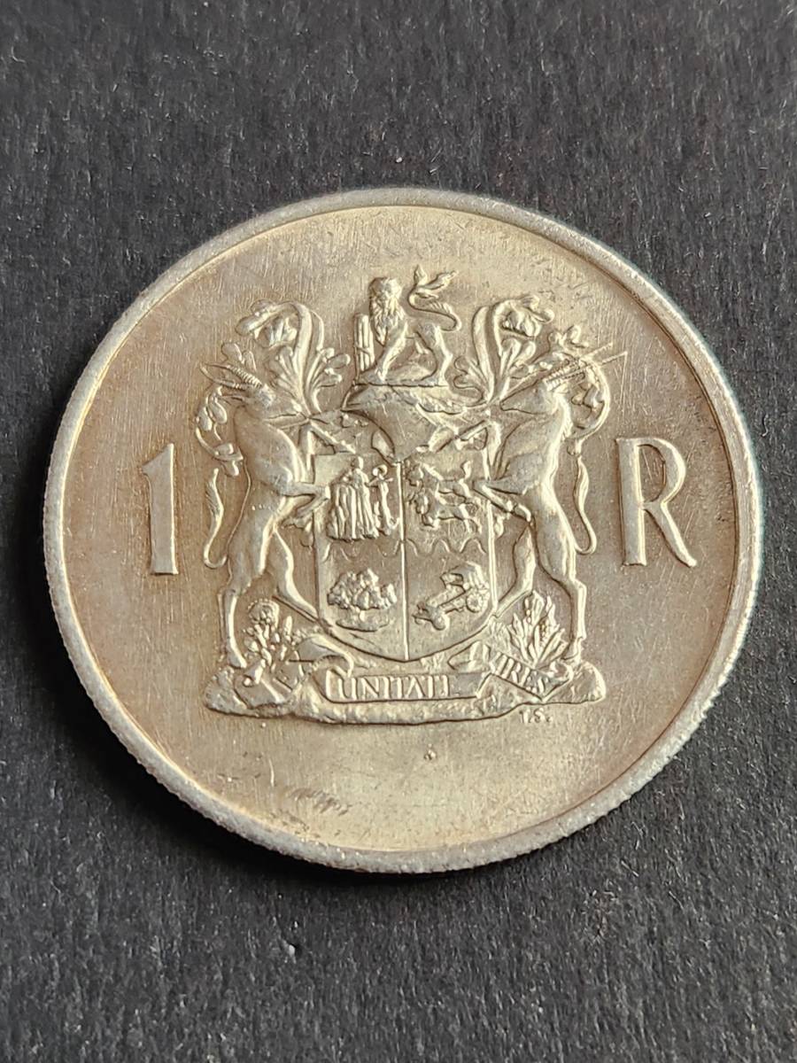 One Rand - SA One Rand 1969 Afrikaans- as per photograph was listed for ...