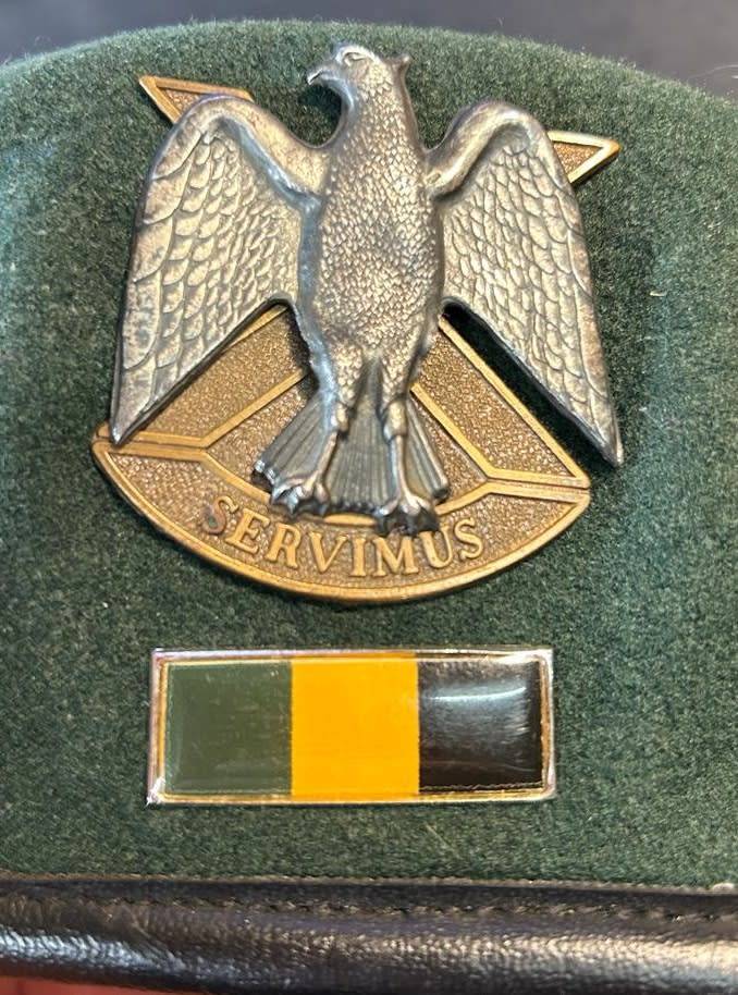 South African Army - SADF - Danie Theron Combat School Beret was sold ...
