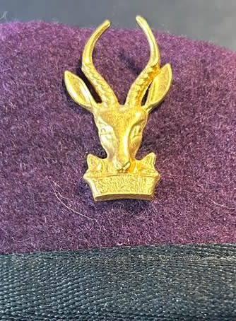 Headgear - SADF - Early Parachute Battalion Maroon Beret was sold for ...