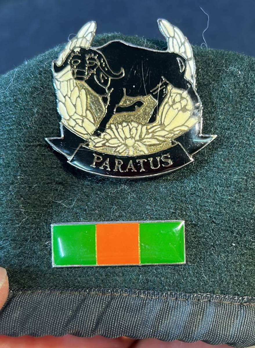 South African Army - SADF - East London Commando Complete Beret was ...