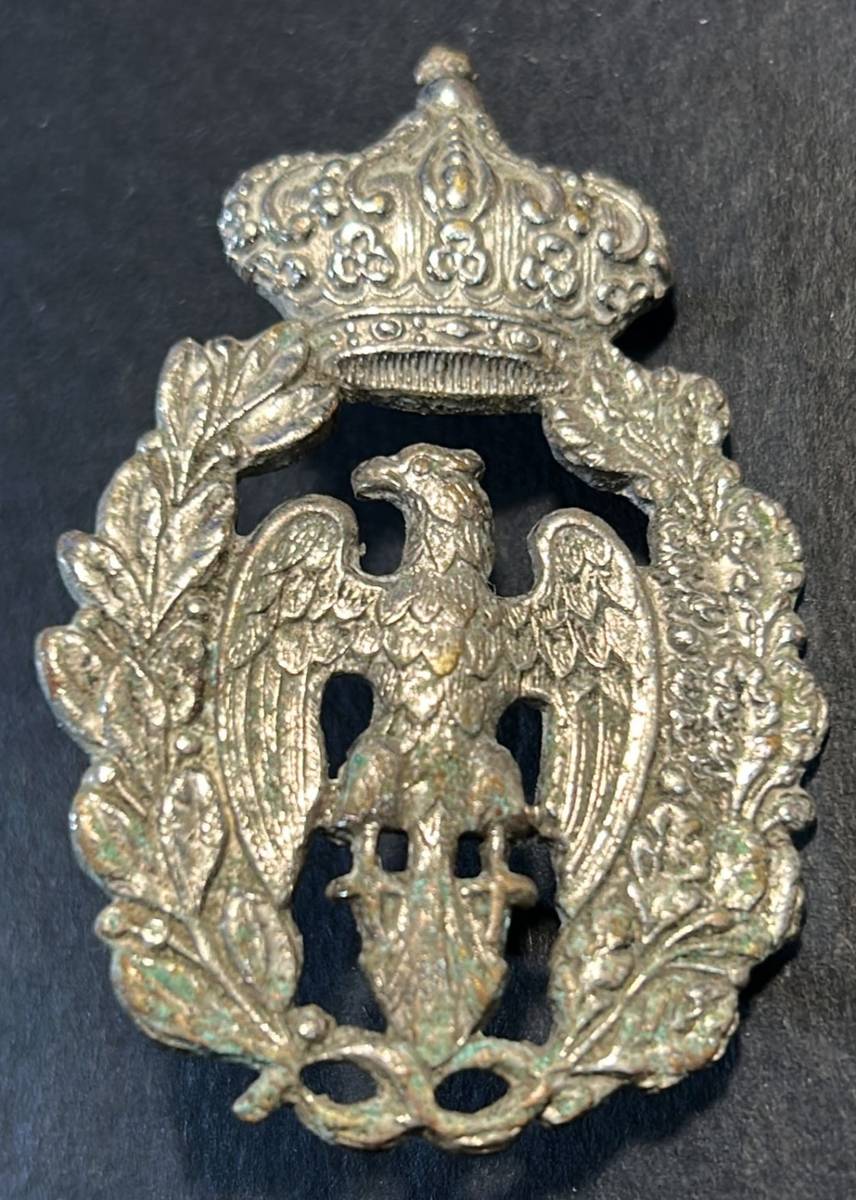 International Badges & Insignia - Italy - Italian Air Force Cap Badge ...