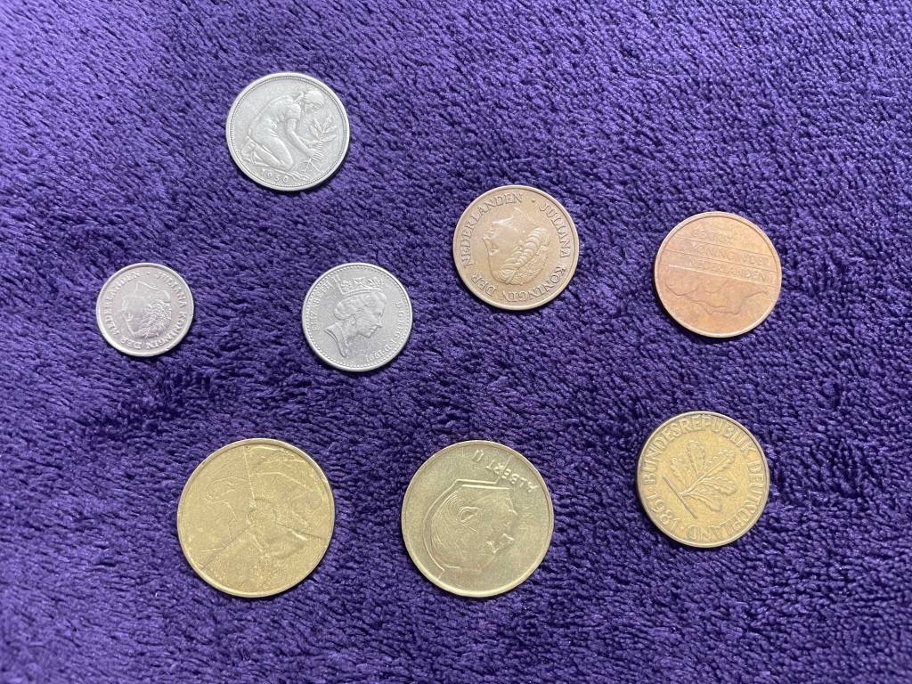 Other International Coins - Collection of 8 Coins - Various Countries ...