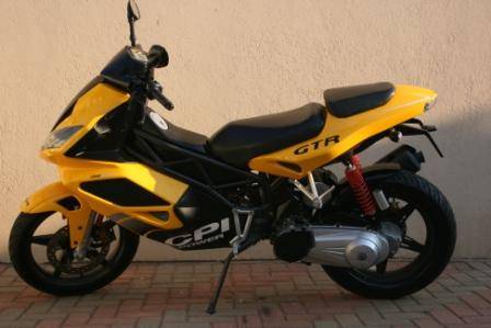 Scooters & Mopeds - 2007 CPI GTR 125cc was sold for R5,100.00 on 26 Aug ...