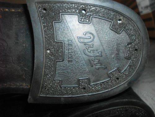 Other Clothing & Equipment - SADF / SA ARMY / SA WEERMAG - BLACK BOOTS ...