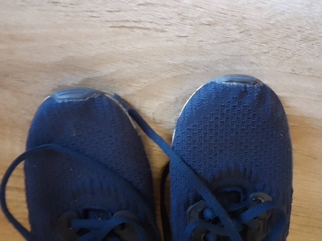 Sneakers - K-way size 8 tekkies for sale in Kuruman (ID:618120194)