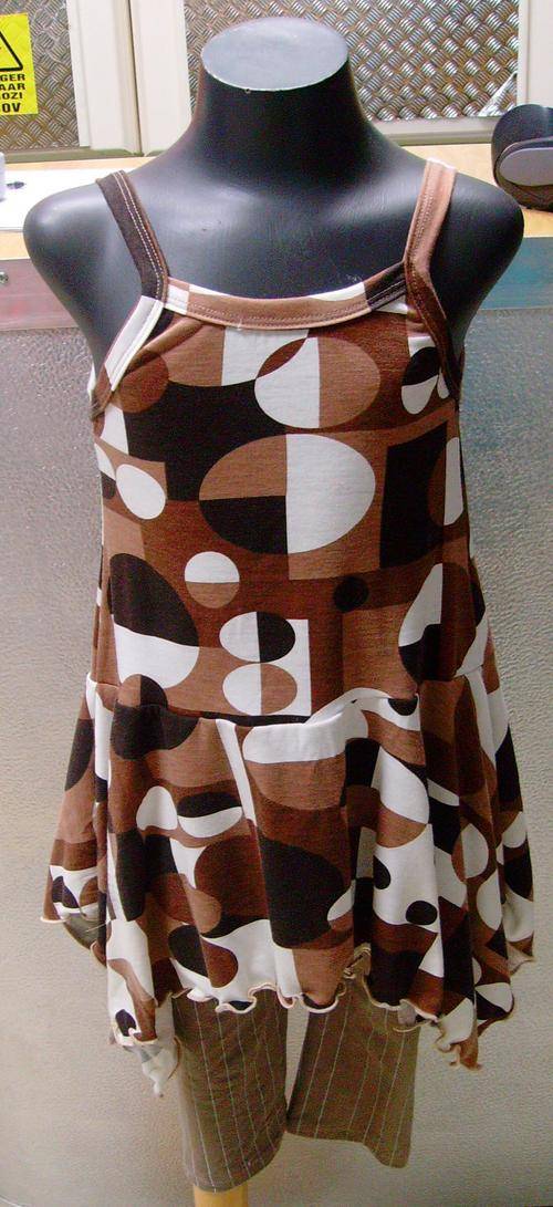 Dresses & Skirts - 2pc suit 4 points was sold for R79.99 on 16 Feb at ...