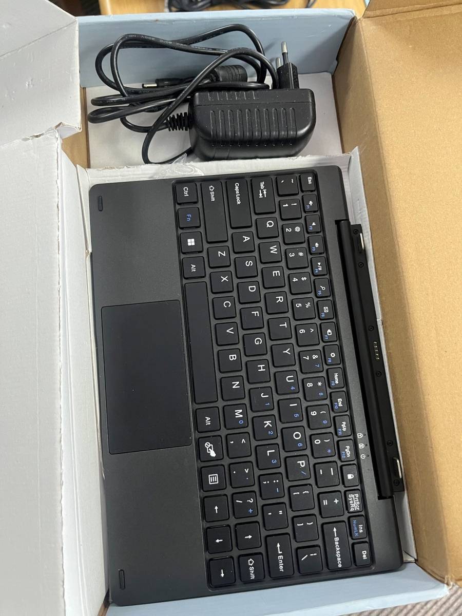 Devices - Mecer Xpress Executive MW10Q17-LTE 10.1-inch HD 2-in-1 Tablet ...