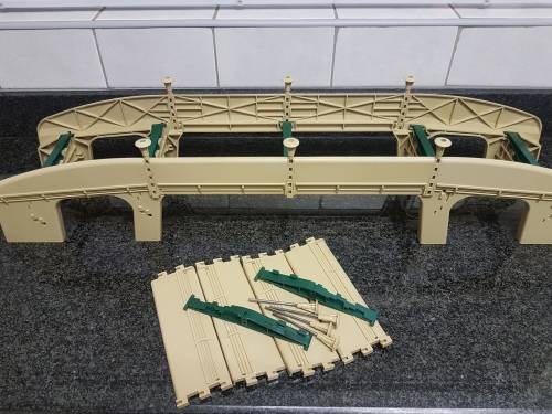 Trackside Props & Buildings - Scalextric - Expandable "Grande" Bridge ...