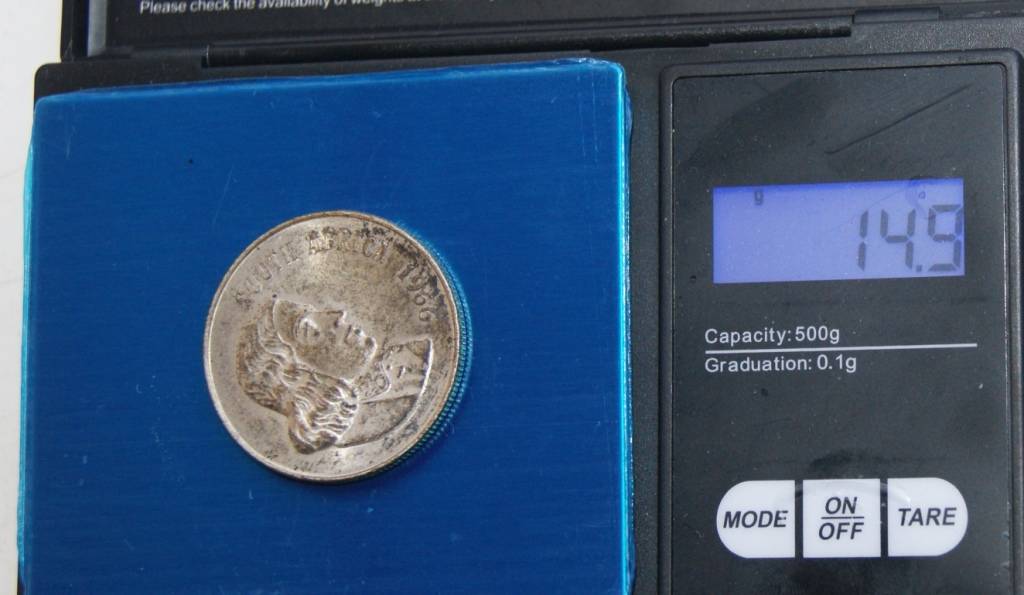 One Rand - 1966 Silver R1 Coin (UNC) 14.9g @@@ CCCRRRAAAZZZYYY R1 START ...