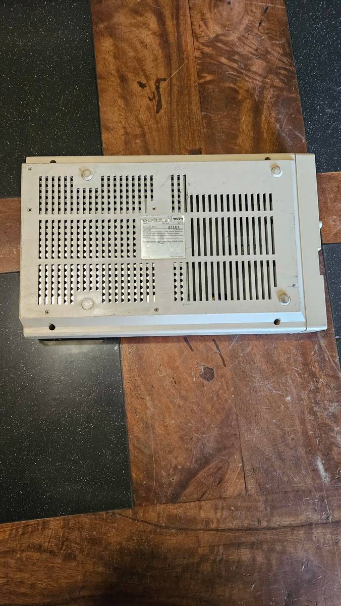 Vintage - Commodore 1571 FDD was sold for 901.00 on 12 Jun at 22:00 by ...