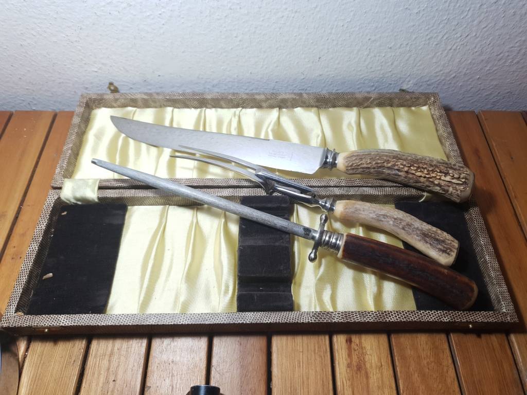 Knives - VINTAGE AUTHENTIC ANTLER HANDLE TAYLORS EYE WITNESS England ...