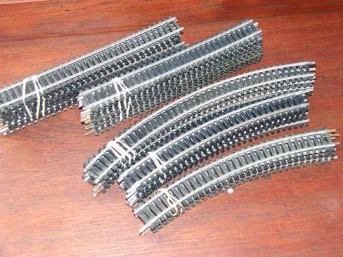 Railway - LIMA Train Tracks (35pcs) was sold for R210.00 on 18 Jan at ...