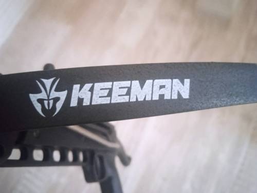Bows - 1 x Guerrilla Keeman 80LBS Crossbow and 5 x pack of 12 plastic ...
