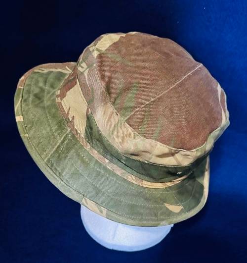 Headgear - Original Rhodesian Period Camo Bush Hat was sold for R2,250. ...