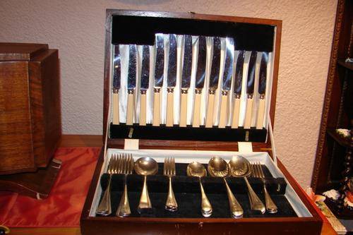 Cutlery - 38 piece Vintage Cutlery set in wooden box was sold for R895 ...