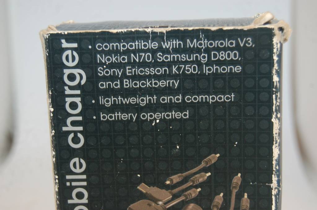 Battery Chargers - POCKET SIZED OLDER CELL PHONE CHARGER WITH VARIETY ...