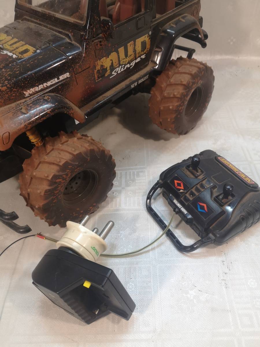 Road - LARGE JEEP MUD SLINGER RC BY NEW BRIGHT WITH REMOTE & CHARGER ...