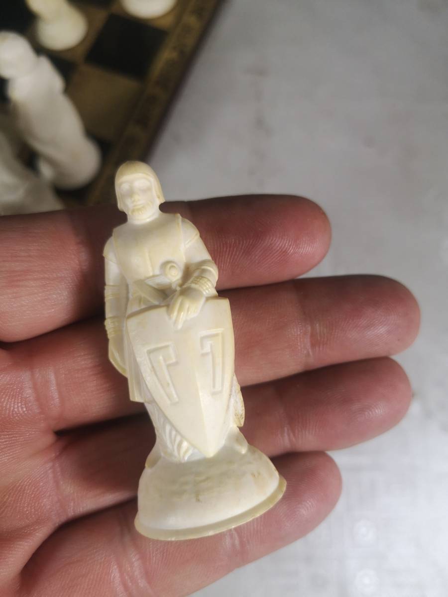 Chess, Draughts & Checkers - RENAISSANCE Chess Set VINTAGE 1959 ...