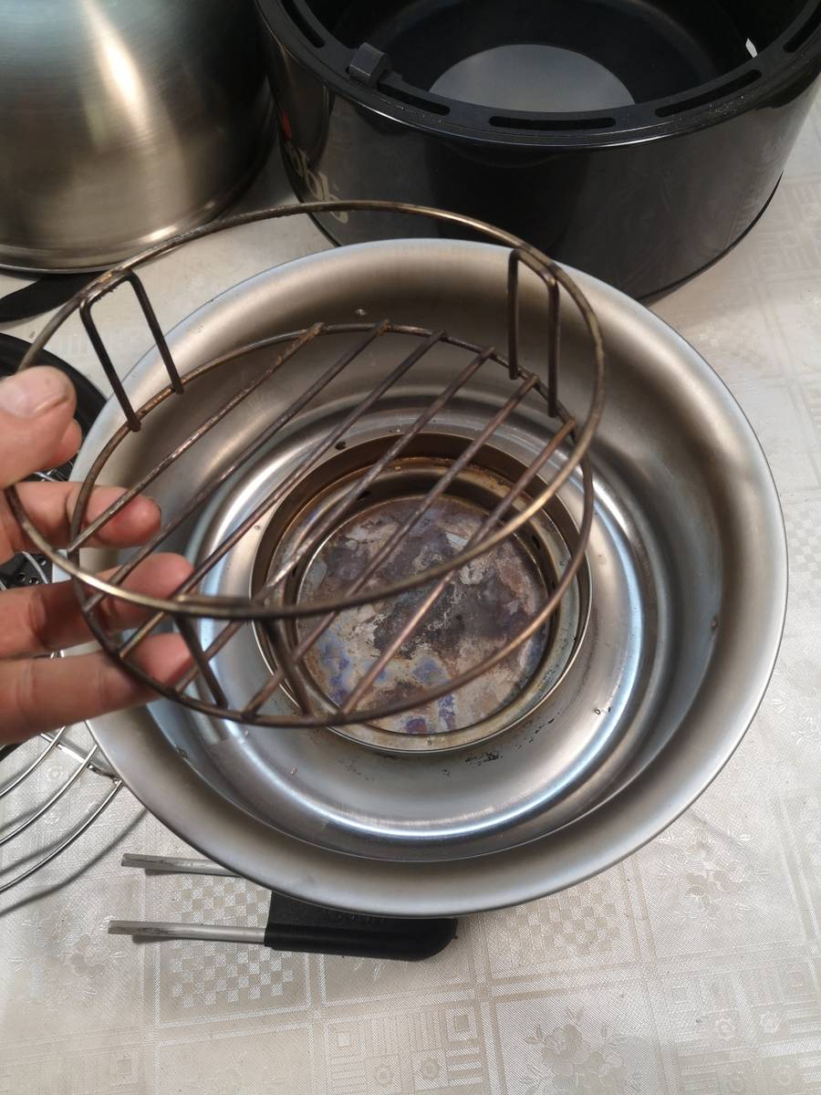 Braais - COMPLETE COBB PORTABLE CHARCOAL GRILL 300MM - VERY GOOD ...