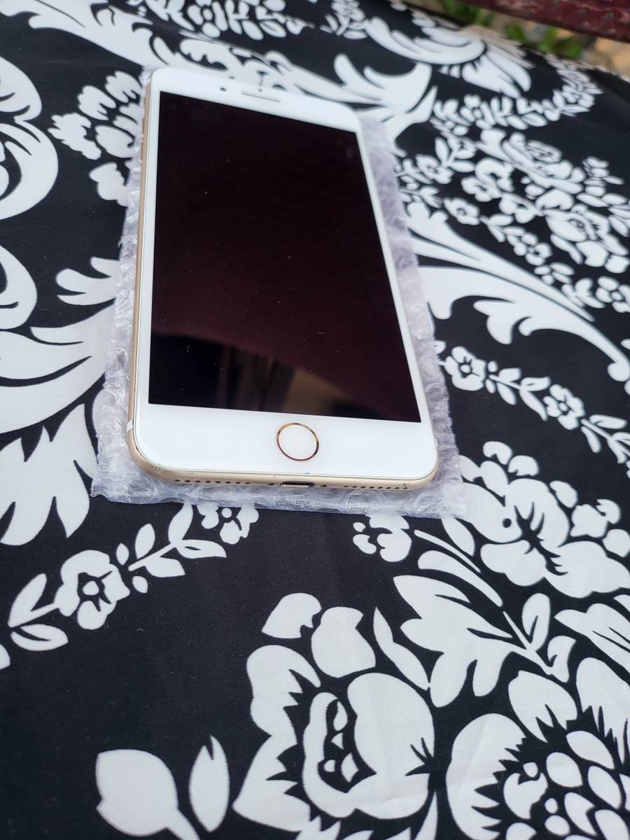 Apple - iPhone 7 Plus - Gold - 128GB - Very Good Condition was sold for ...
