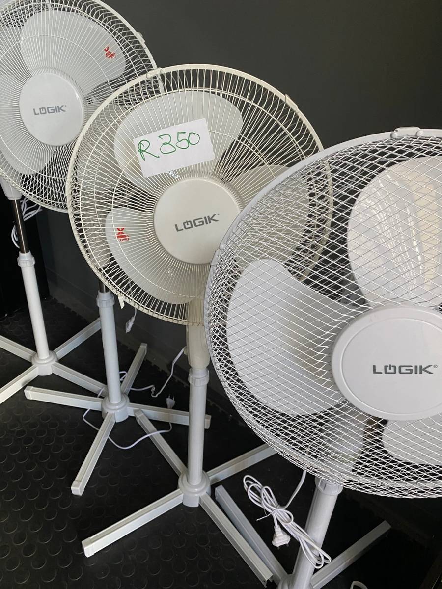 Fans - Logik 40cm Pedestal Fans was sold for 350.00 on 8 Mar at 15:16 ...