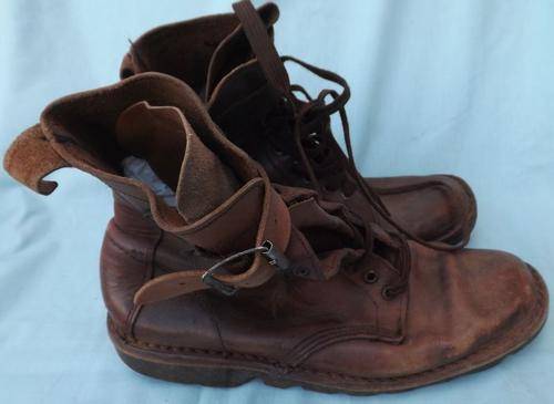 Uniforms - SA ARMY/SADF SPECIAL FORCES RECCES WAXIES COMBAT BOOTS was ...