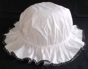 Hats - Ladies "Voortrekker" Kappie was sold for R50.00 on 18 Dec at 23: ...