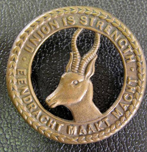 South African Army - South African Defence Force cap Badge - Union is ...