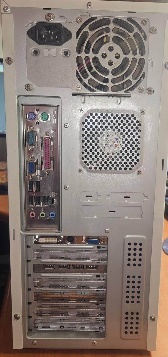 PC Desktops & All-in-Ones - Windows XP Gaming PC early 2000 for sale in ...
