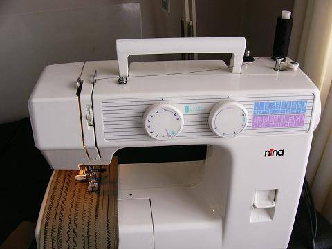 Accessories - NINA SEWING MACHINE (WITH AUTO BUTTONHOLE) 20 PICS was ...