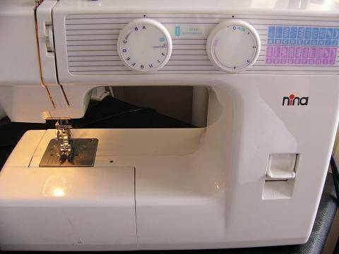 Accessories - NINA SEWING MACHINE (WITH AUTO BUTTONHOLE) 20 PICS was ...